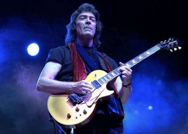 Steve Hackett, da banda de rock progressivo Genesis, se apresenta em BH