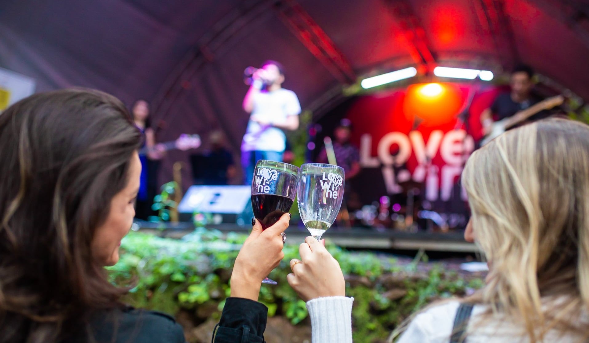 Curte tomar aquele vinhozinho? Então se prepare para o último Love Wine ...