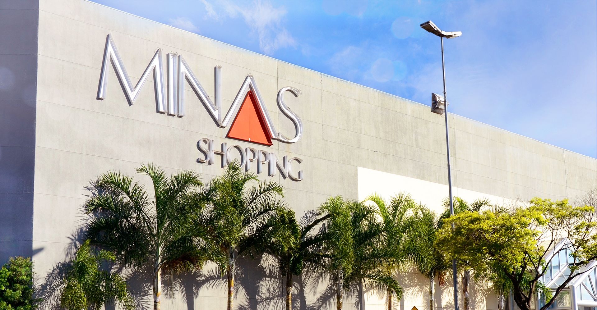 Superliquidação no Minas Shopping tem descontos de até 70%