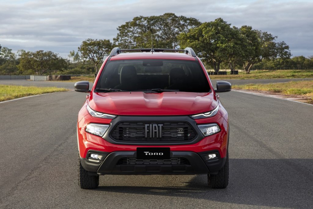 Nova geração da Fiat Toro está mais bela e conectada