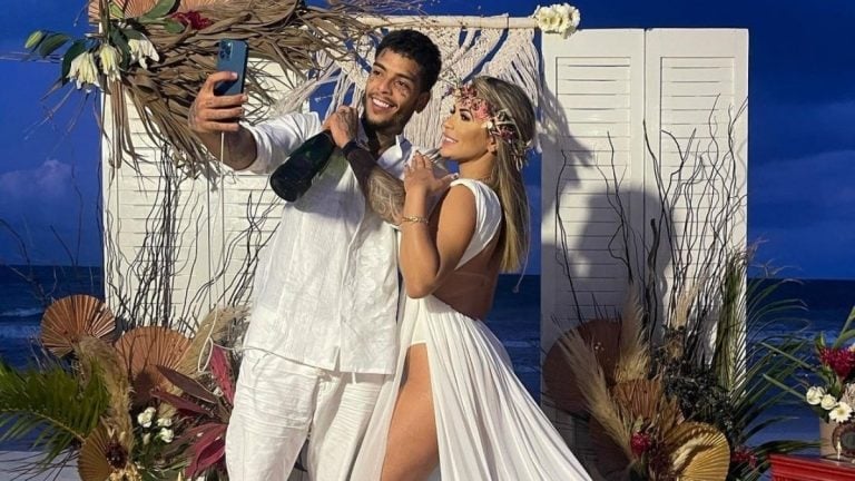 Esposa de MC Kevin posta foto: 'Sempre será o amor da minha vida'