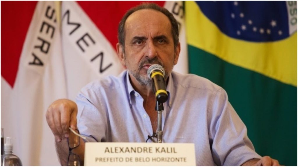 Kalil responde presidente do Atlético e dispara contra ex-presidente