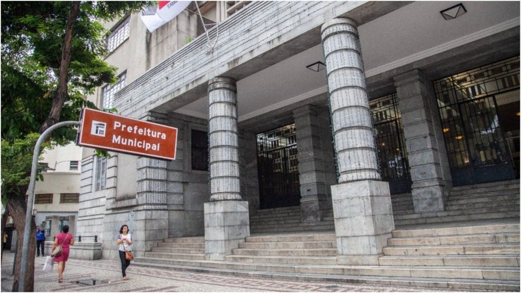 PBH abre mais de 200 vagas de estágio nos níveis médio e superior