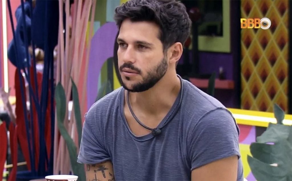 Rodrigo, do BBB 22, passa por cirurgia múltipla após acidente