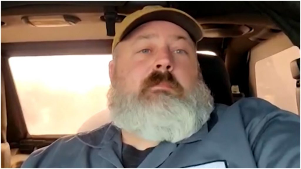 Josh Nalle se finge de morto e consegue papel de 'cadáver'