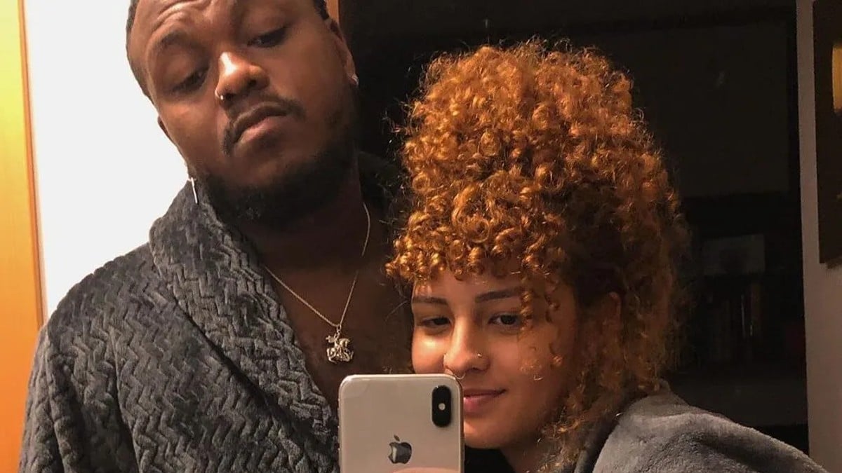 Djonga e Malu Tamietti anunciam término do namoro