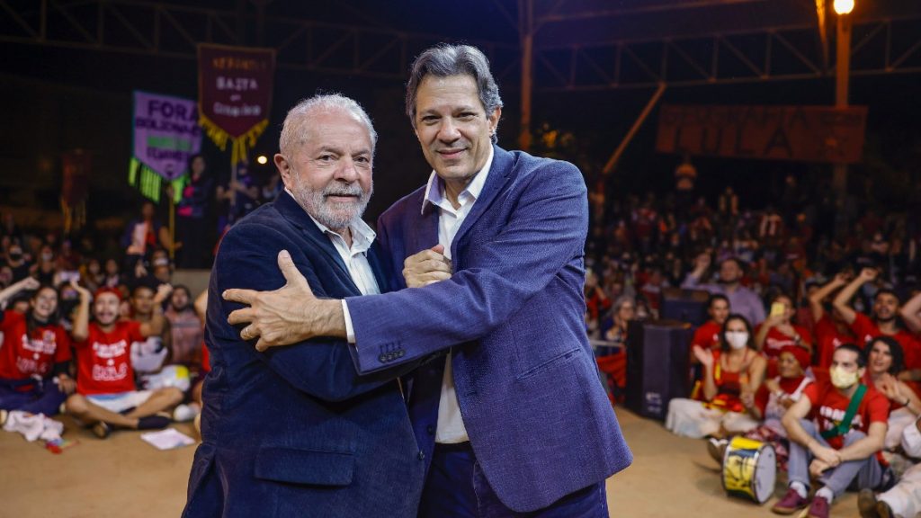 Lula anuncia Haddad na Fazenda e mais ministros