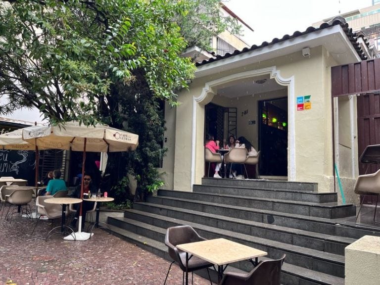 Café com Letras: Sofisticação em um espaço cultural na Savassi