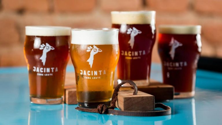 Querida Jacinta: Bar mistura música, petiscos e cervejas