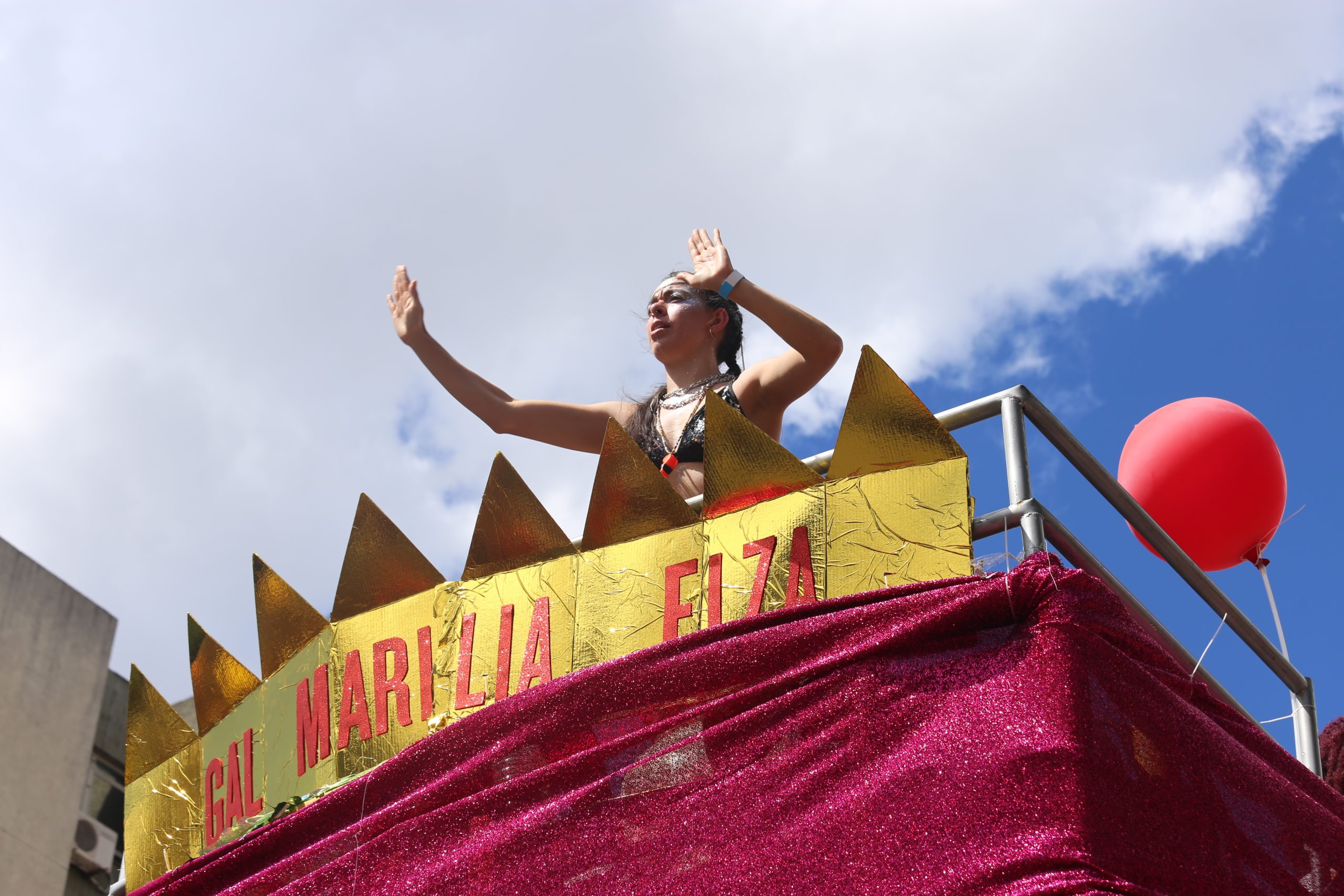 Garotas Solteiras homenageia divas da música no Centro de BH