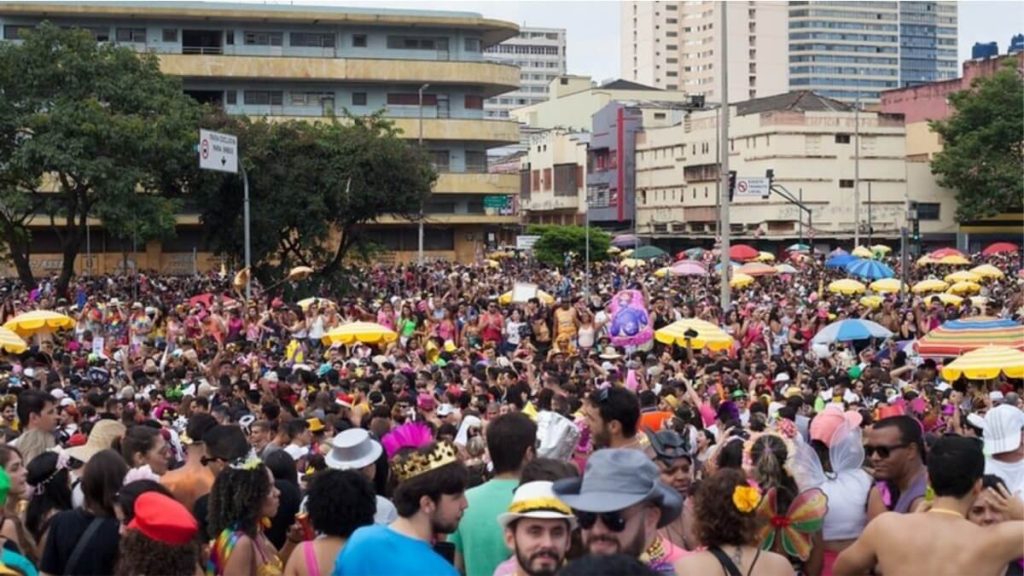 Veja a programação dos blocos de Carnaval em BH hoje
