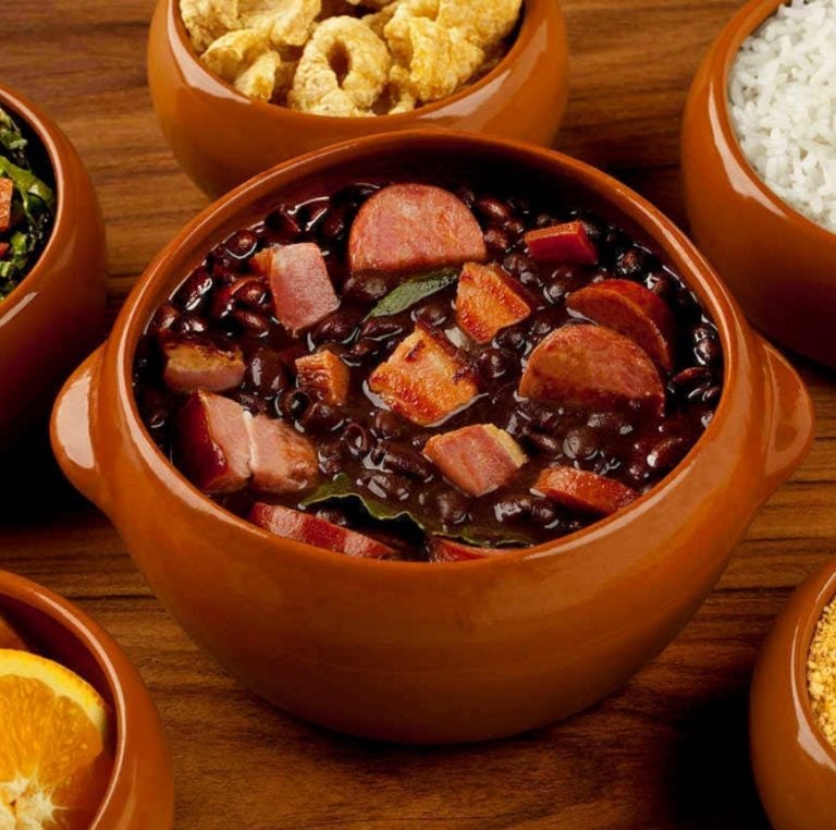 Feijoada em BH: Conheça lugares para se esbaldar