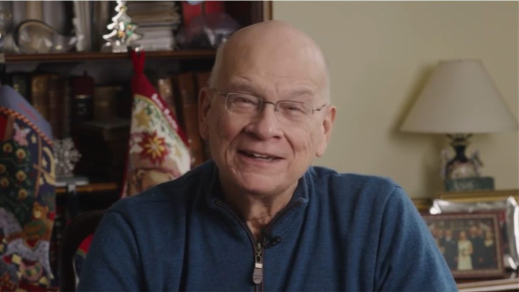 Pastor, teólogo e autor Tim Keller morre aos 72 anos
