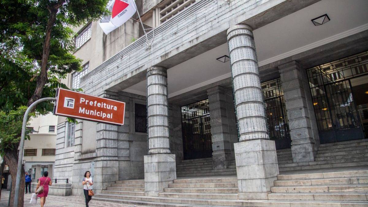 Prefeitura de BH propõe reajuste de 5,92% para servidores