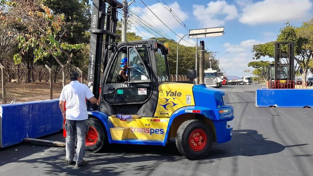 Pista da Stock Car começa a ser montada em BH; veja vídeo