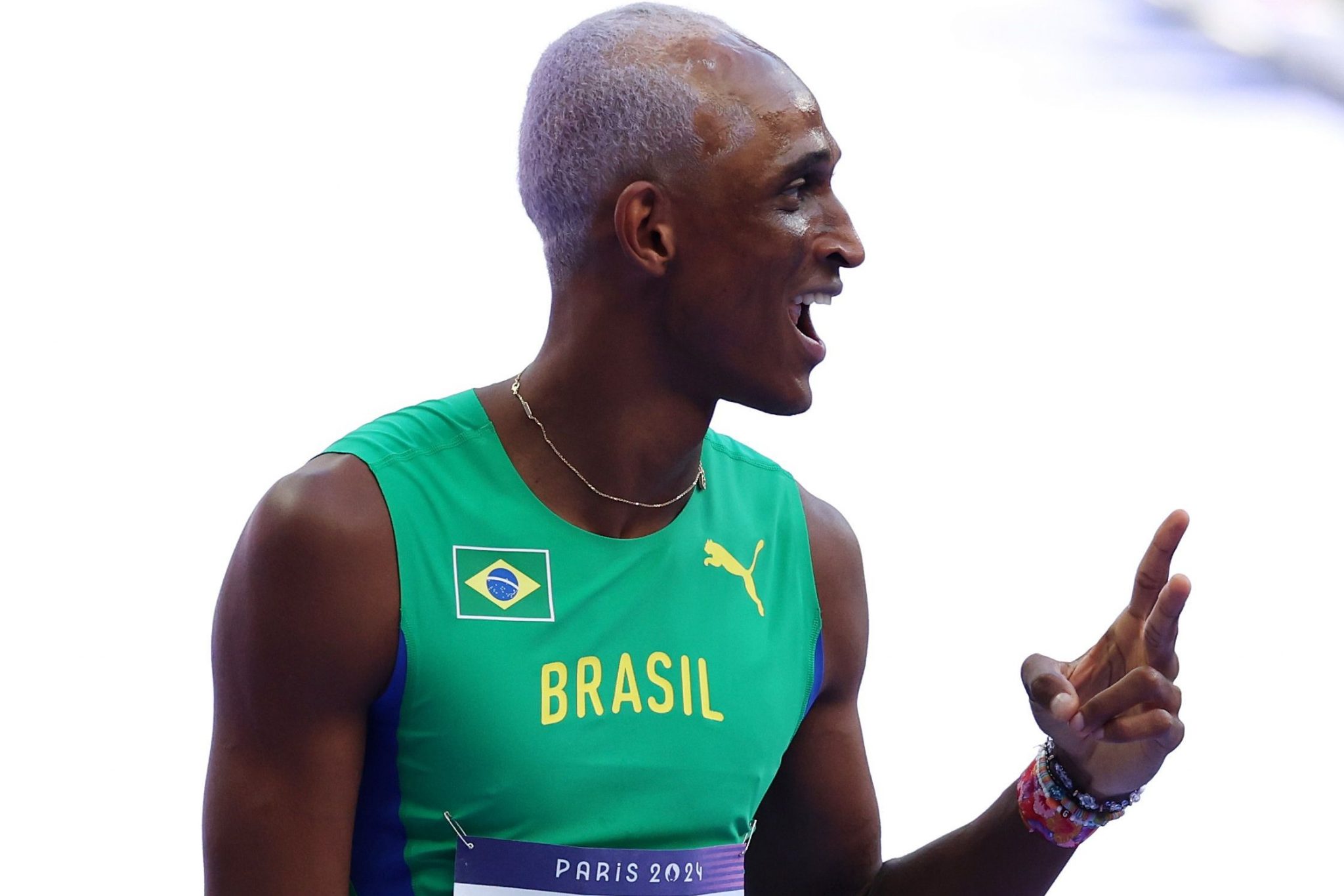 Alisson dos Santos é bronze nos 400 metros com barreiras Alisson dos Santos é bronze nos 400 metros com barreiras