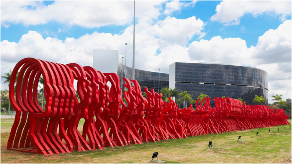 Tragédia da Vale: Minas inaugura obra em homenagem a vítimas