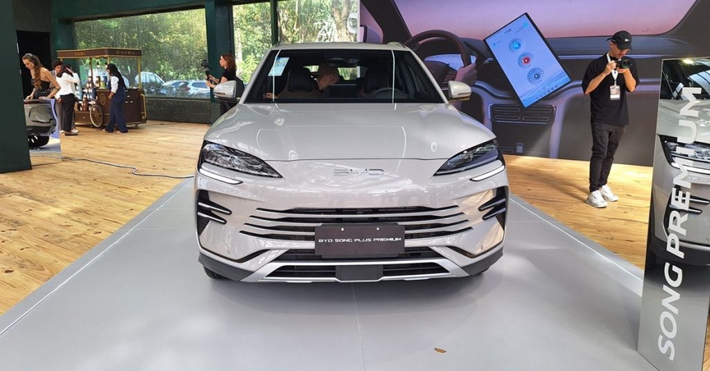 BYD Song Plus 2026 chega com novo visual e mais autonomia