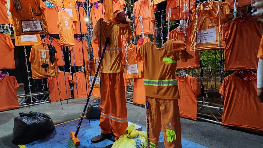 Garis de BH são homenageados em instalação na Virada Cultural