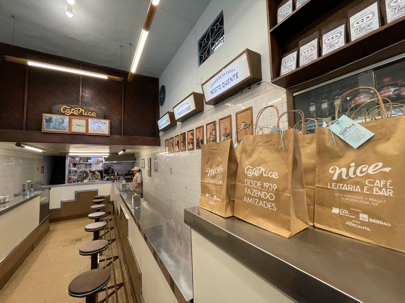 Café Nice reabre em BH após revitalização; veja fotos