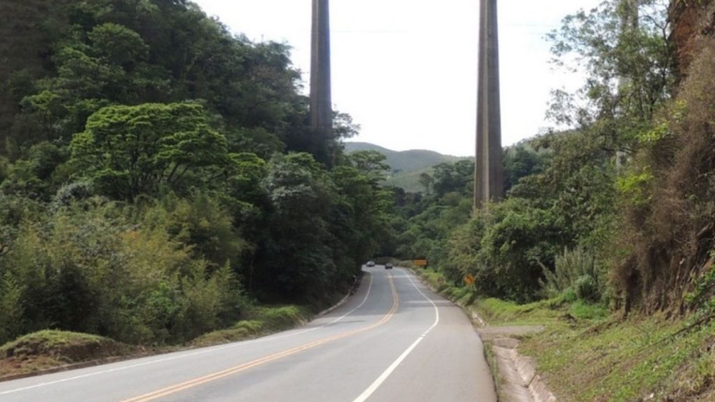 Governo Zema assina concessão da BR-356