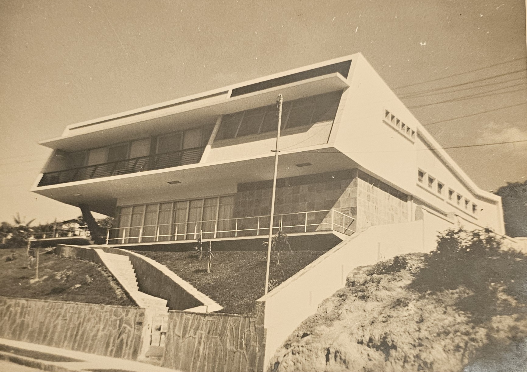 Casa da Rua Manoel Couto, ícone modernista no Cidade Jardim
