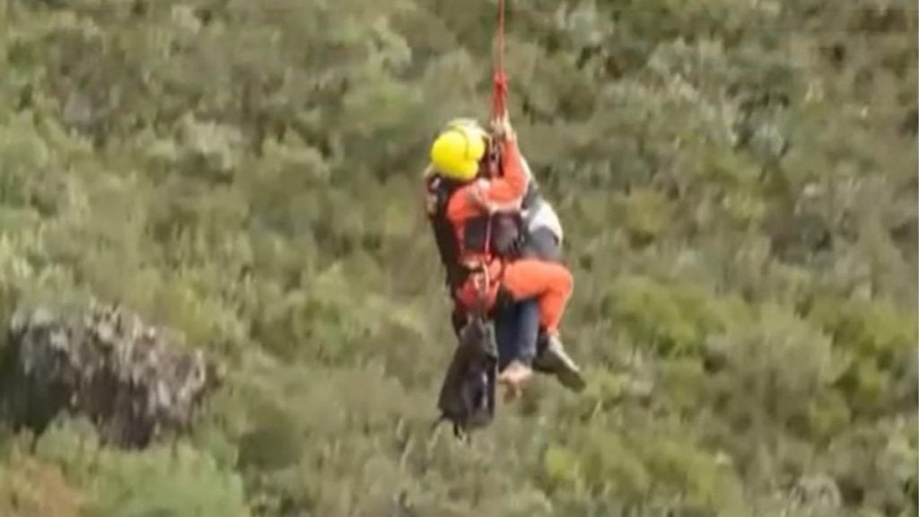 Mulher sequestrada por ex é encontrada viva na Serra do Rola-Moça