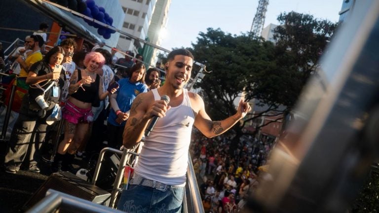 Parada LGBTQIA+ de BH: Thiago Pantaleão é a atração deste ano